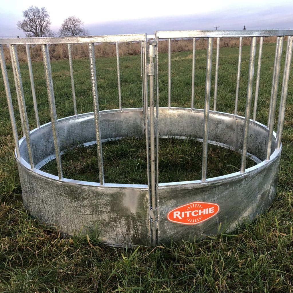 Sheep Feed Ring Vertical Rail | Ritchie